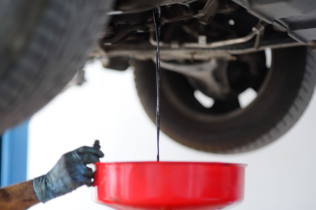 5 Most Common Reasons for Engine Oil Leakage